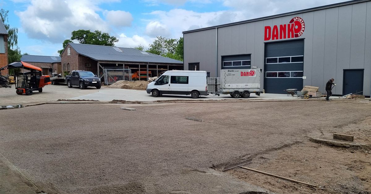 Dank Sportgeräte GmbH vergrößert Außenfläche um 500 Quadratmeter ...